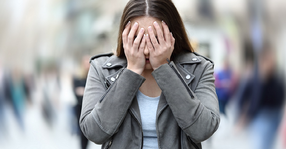 What is Agoraphobia? How is it Treated?